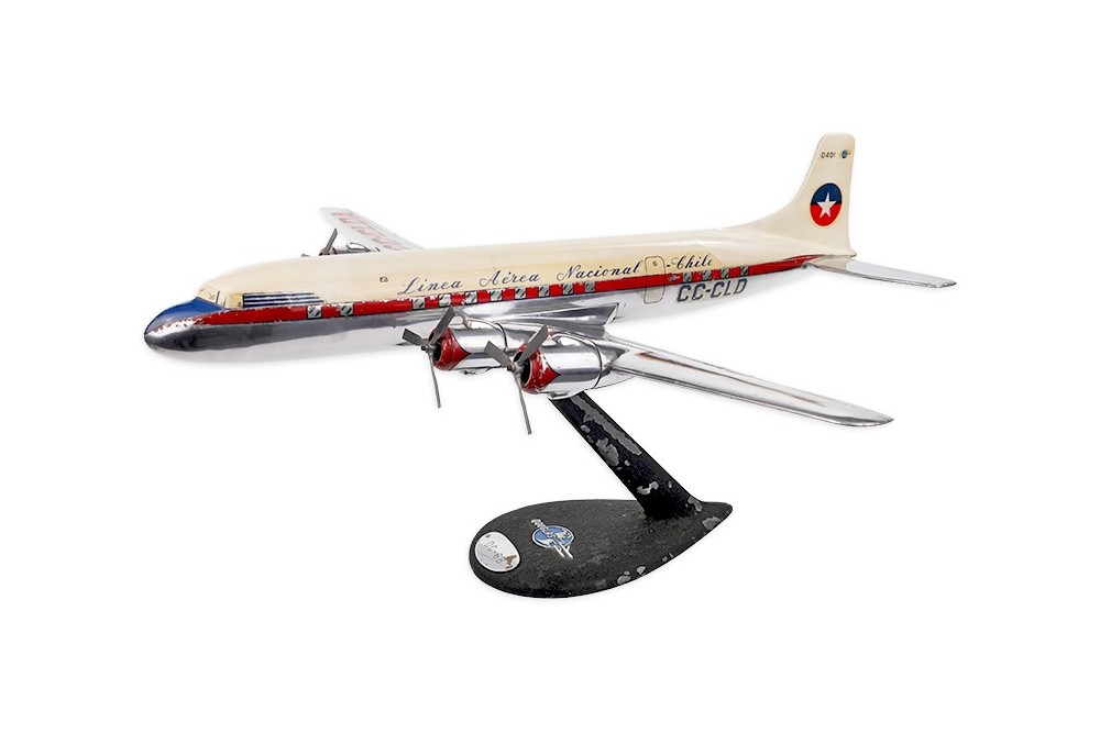 Douglas Factory Model DC-6B Linea Aerea Nacional Chile
