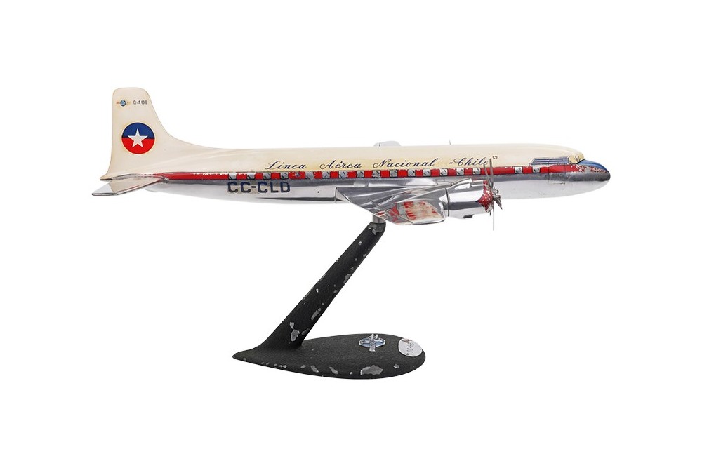 Douglas Factory Model DC-6B Linea Aerea Nacional Chile