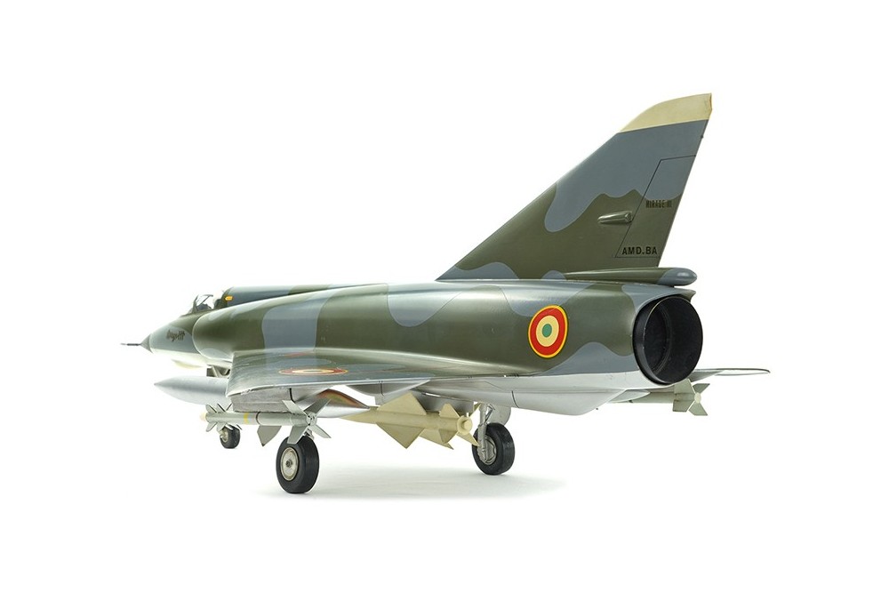 1:20 scale Mirage IIIE model